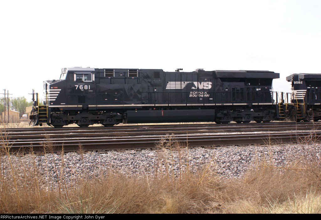 NS 7681